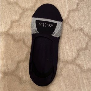 Zella | Accessories | Black And White Pair Socks | Poshmark